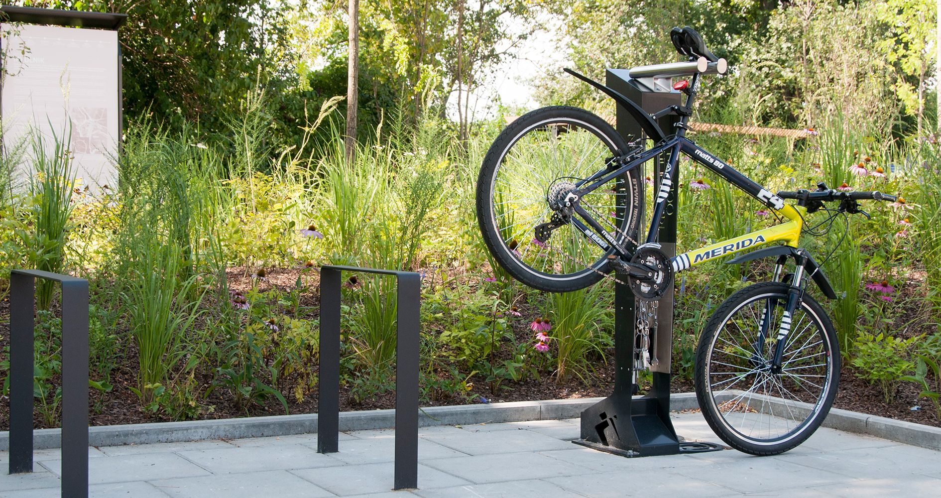 Kangu bike repair station | ZANO Street Furniture